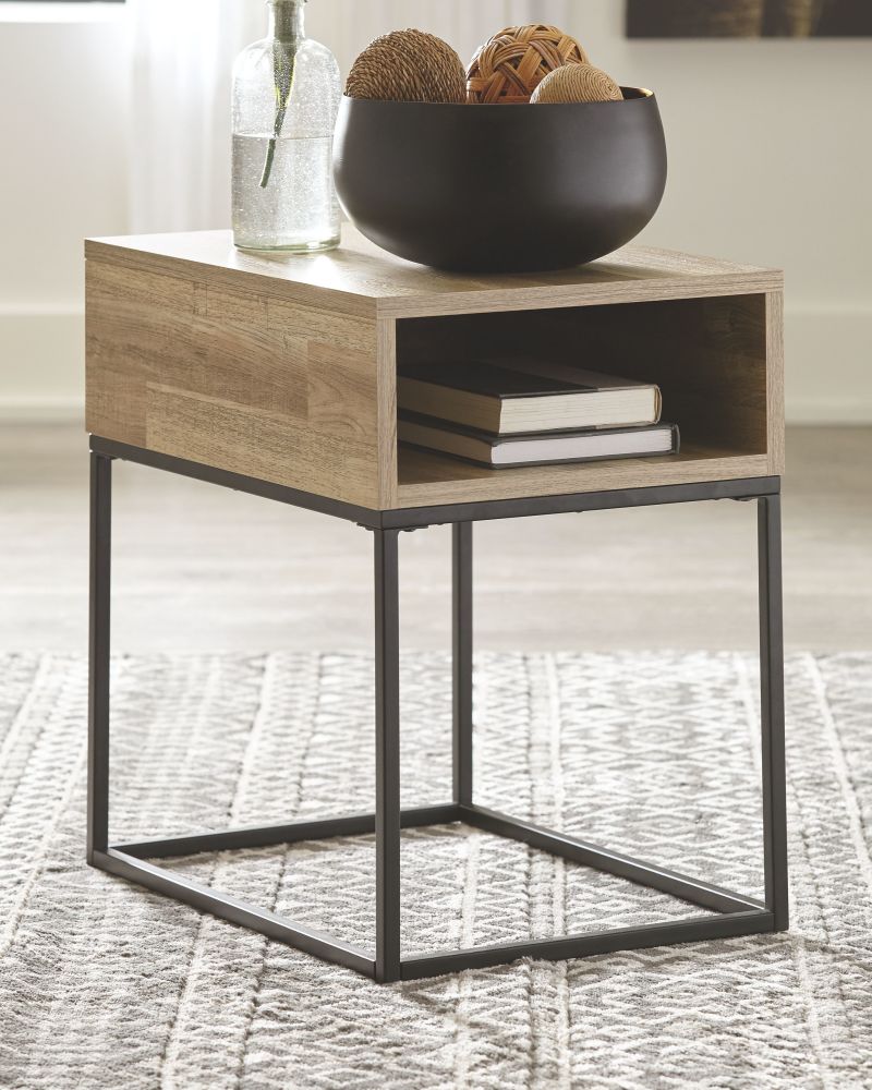 Gerdanet - Natural - Rectangular End Table T150-3 | Derailed Commodity ...